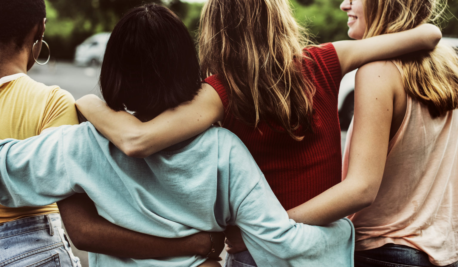 How To Make Friends At Work - Boss Babe Chronicles