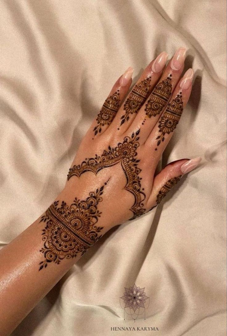 40+ Eid Henna Mehndi Designs - Boss Babe Chronicles